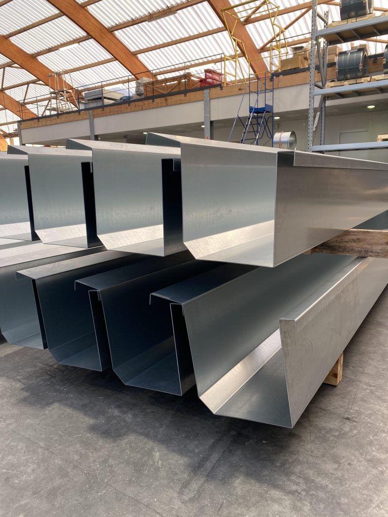 Tout ce que vous devez savoir sur les chéneaux pour une couverture de ...